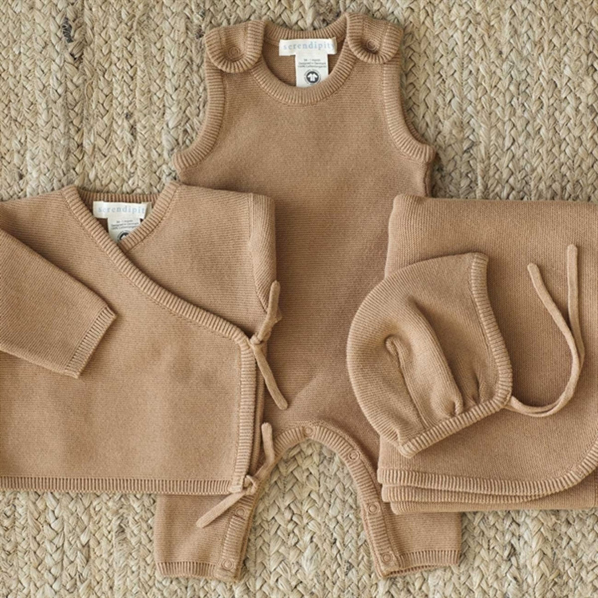 Newborn Tan Set In Tote Bag - Serendipity → Luksusbaby.com – Luksusbaby COM